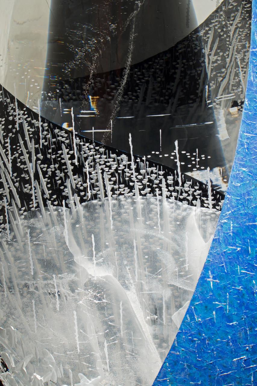 Jackson Fawkes - Fresh Air Sculpture